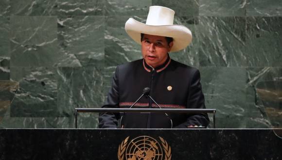 Pedro Castillo y su afición al futbol