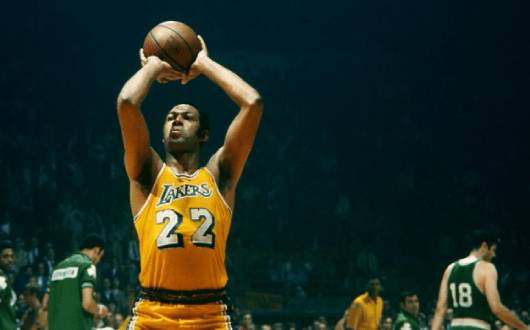 La NBA, los Lakers y el retiro de dorsales
