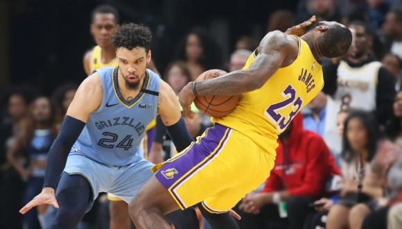 ¿Qué es el flopping en la NBA?