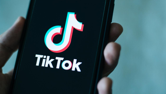 Genera canciones en TikTok con AI Song Nueva función disponible